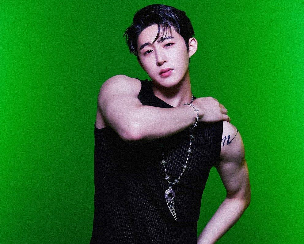 K Pop Icon Bi Isnt Afraid To Explore Growth And Freedom On Love Or Loved Pt 1